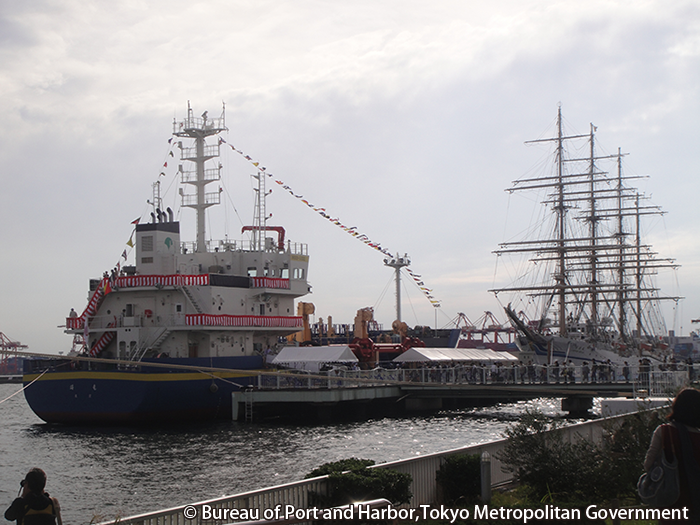 70th Anniversary of Tokyo Port Opened to the public: 2011